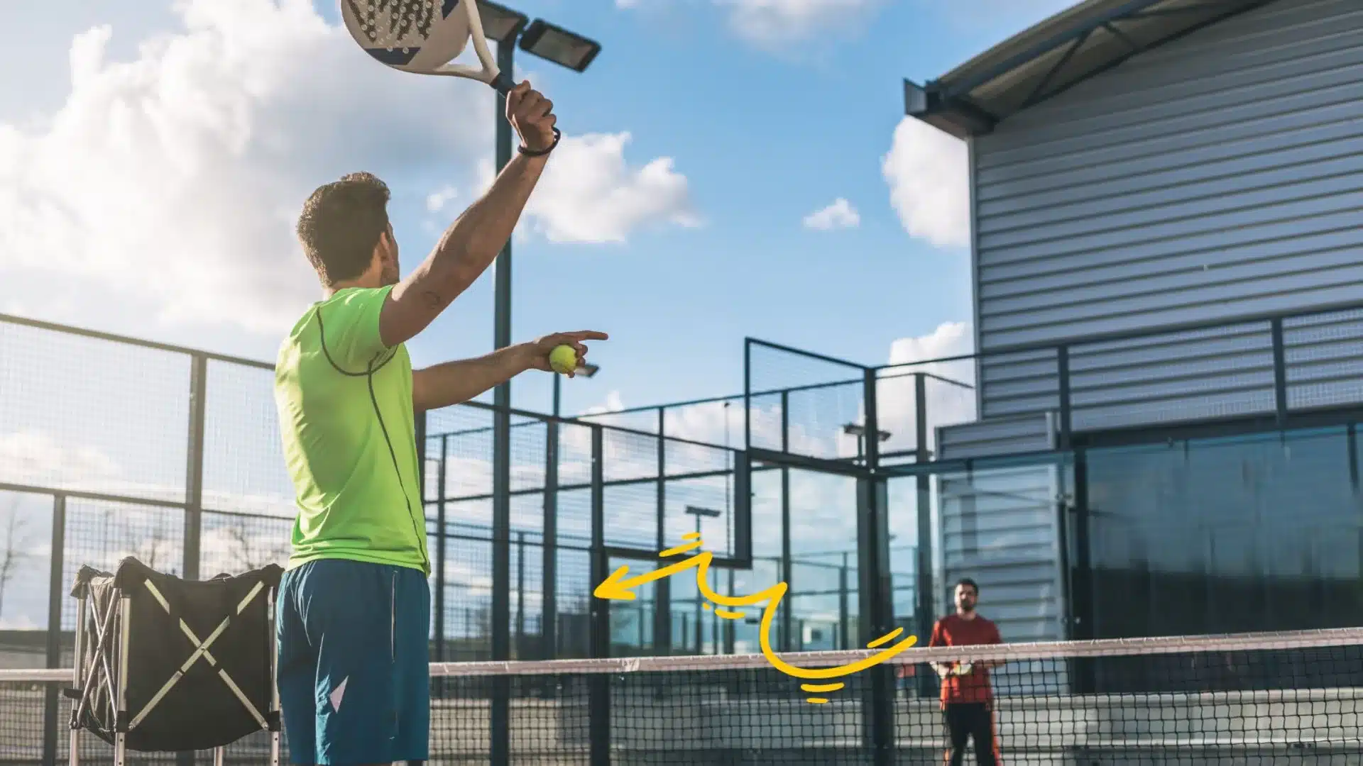 Mag je het hek raken tijdens padel? Regels uitgelegd